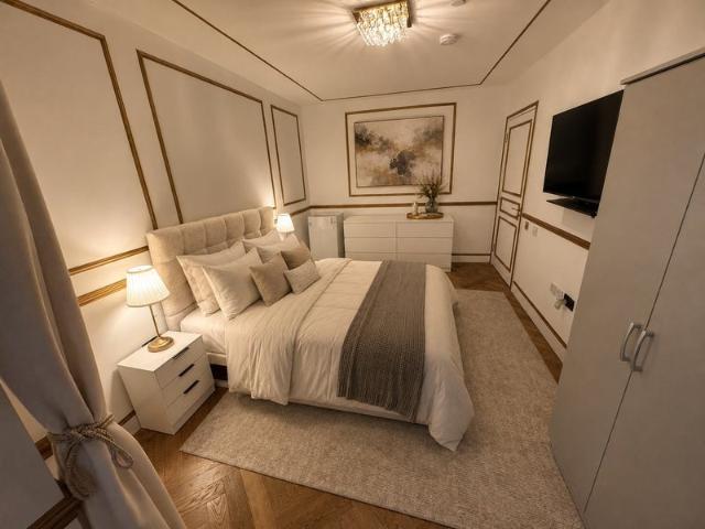 Room at Beck Square, Greater London