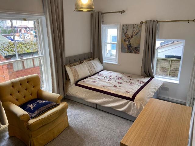 Room at Beckenham Road, Greater London