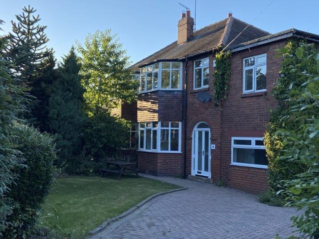 Room at Becketts Park Drive, Leeds