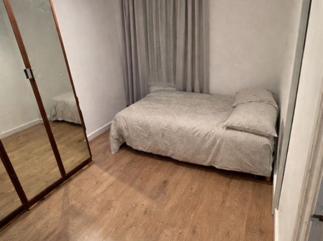 Room at Beamish Road, Greater London
