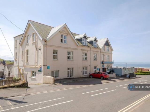 Room at Beach Road, North Devon