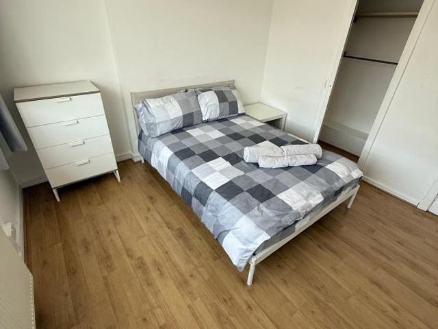 Room at Beaconsfield Road, Greater London