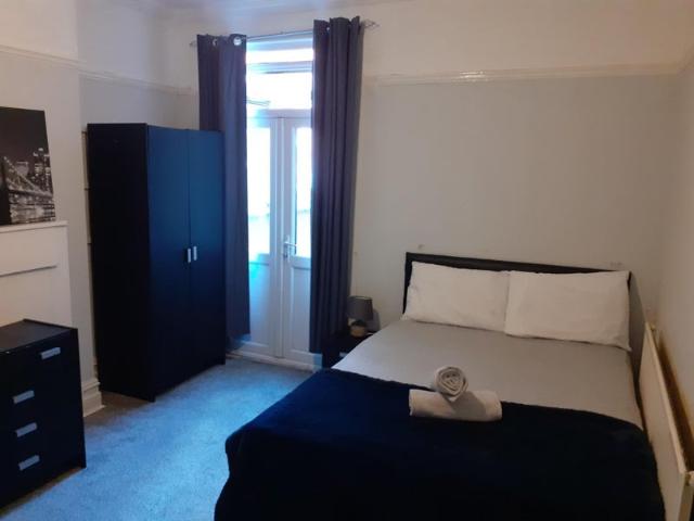 Room at Beaconsfield Road, Leicester