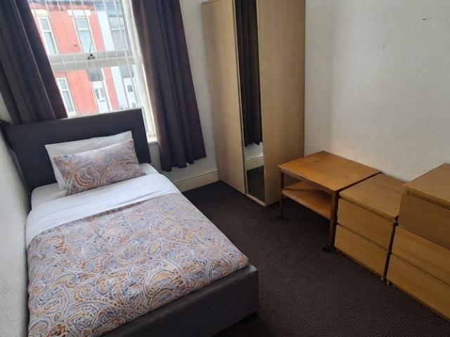 Room at Beaconsfield Road, Litherland