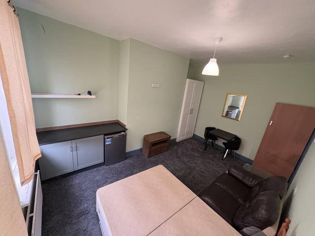 Room at Beaconsfield Street, Newcastle upon Tyne