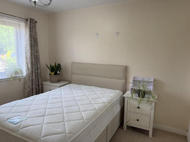 Room at Bearsden Road, Glasgow