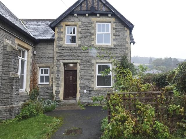 Room at Beaufort Street, Crickhowell