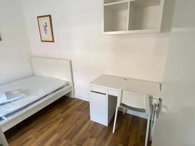 Room at Bedford Mews, Coventry