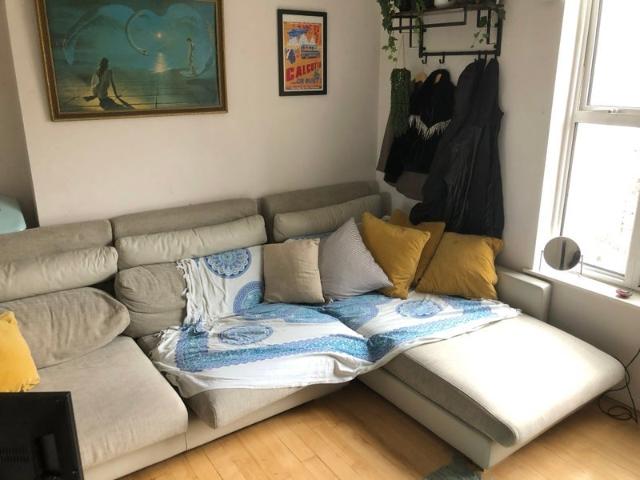 Room at Bedford Road, Greater London