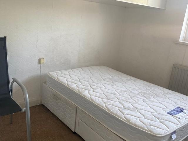 Room at Bedlam Lane, Coventry