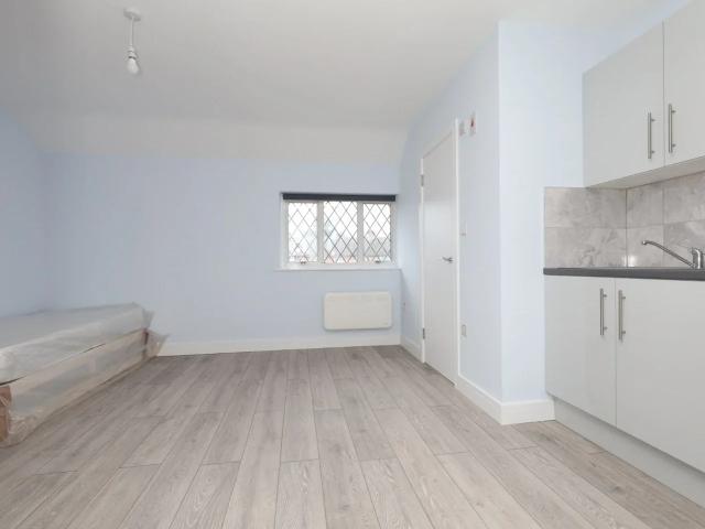 Room at Beech Close, Greater London