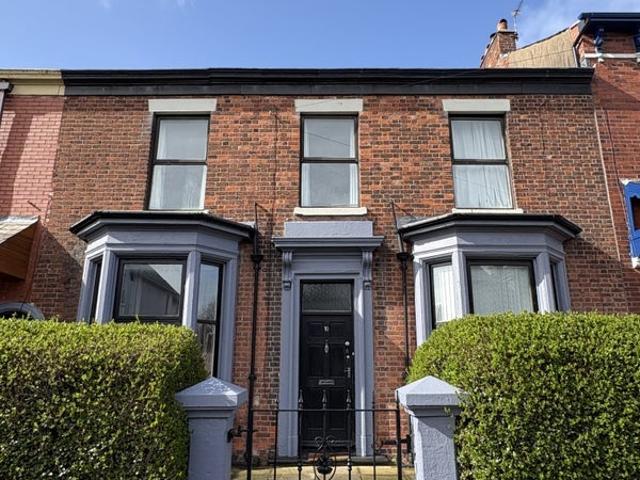 Room at Beech Grove, Preston