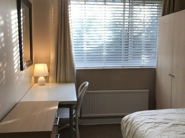 Room at Beech Road, Trafford