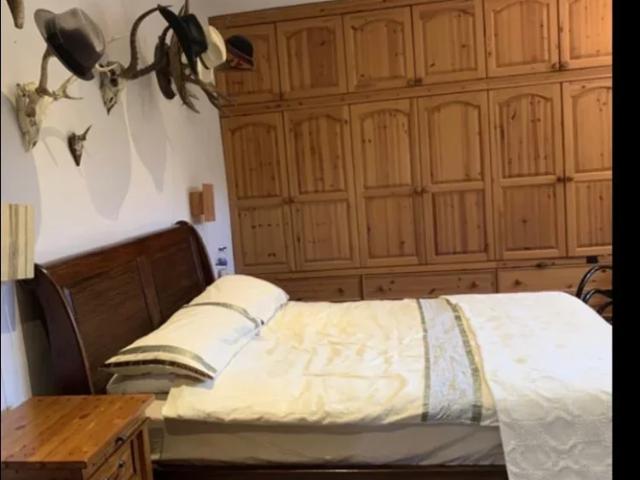 Room at Beech Way, Greater London