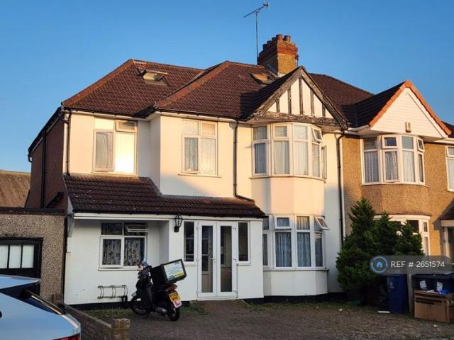 Room at Beechwood Avenue, Greater London