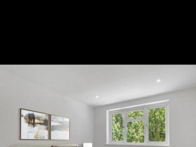 Room at Beechwood, Birmingham