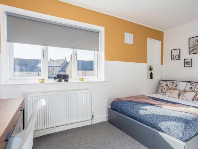 Room at Beechwood Road, Nuneaton and Bedworth