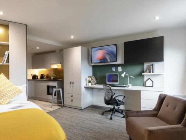 Room at Beith Way, Glasgow