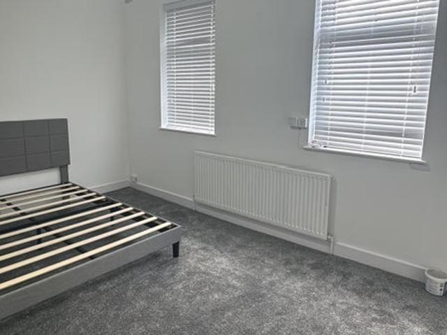 Room at Belmont Park Road, Greater London