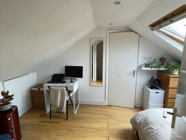 Room at Belmont Road, Greater London