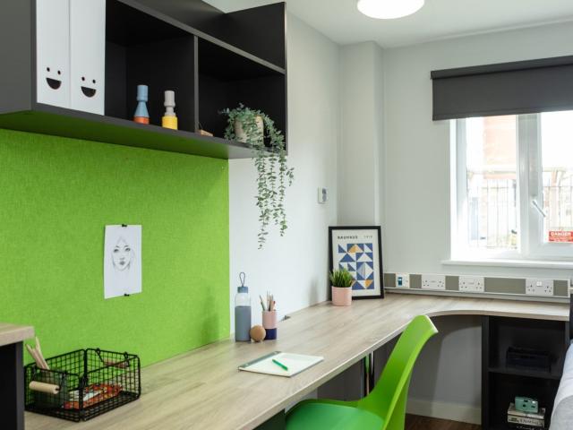 Room at Belgrave Middleway, Birmingham