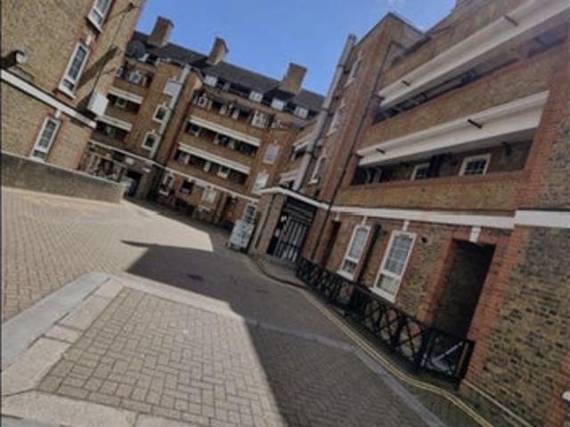Room at Bell Lane, Greater London