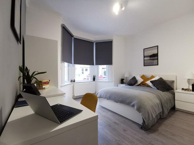 Room at Bellclose Road, Greater London