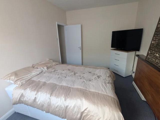 Room at Bellegrove Road, Greater London