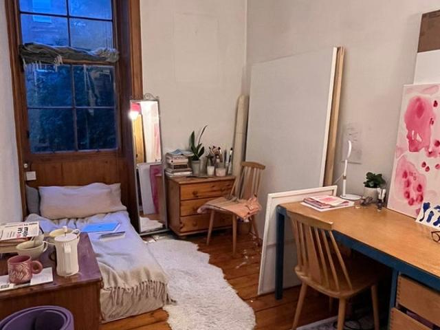 Room at Bellevue Street, City of Edinburgh
