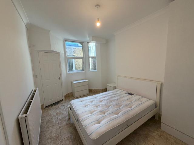 Room at Bellingdon Road, Chesham