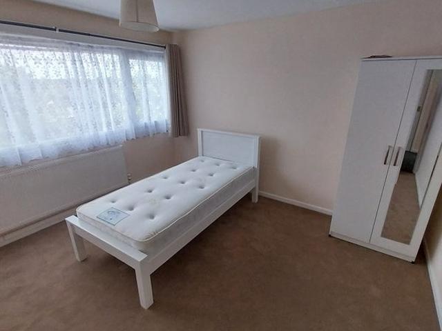 Room at Bells Lane, Birmingham