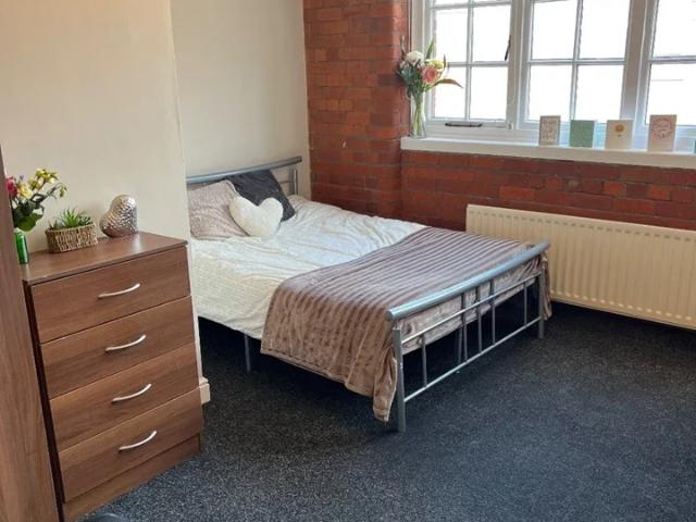 Room at Bells Square, Sheffield