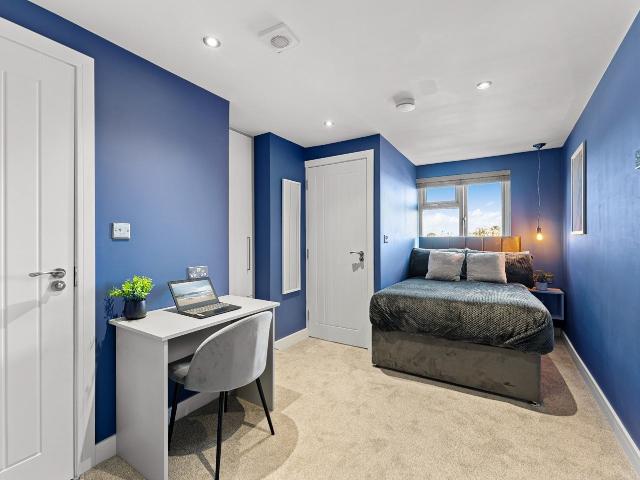 Room at Belsize Avenue, Peterborough