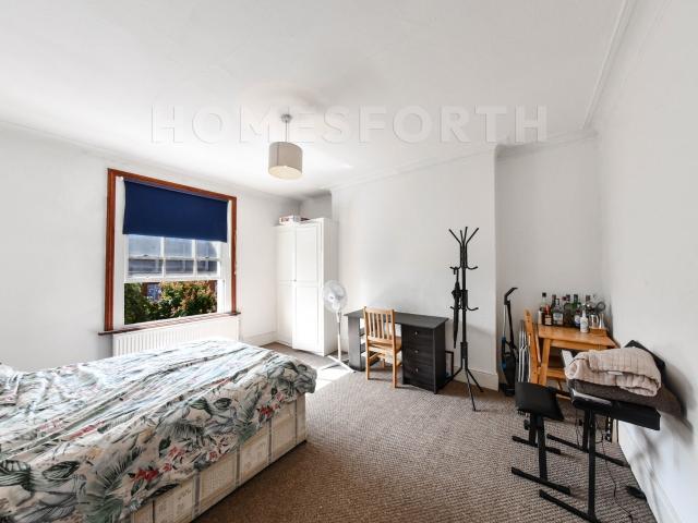 Room at Belsize Road, Greater London