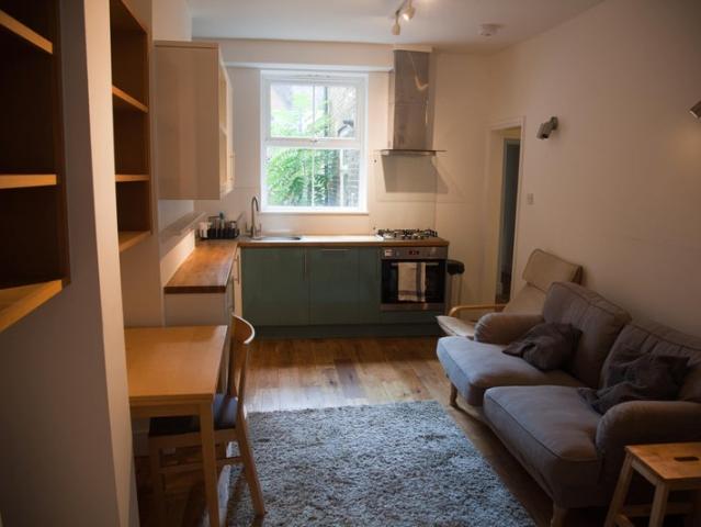Room at Belvedere Buildings, Greater London