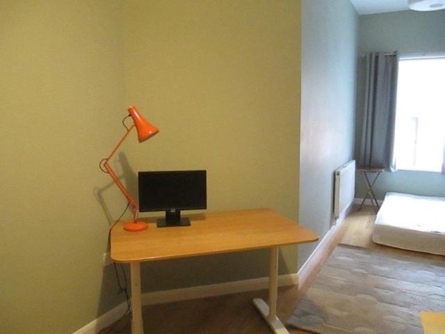 Room at Belvoir Street, Leicester