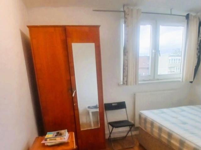 Room at Bemish Road, Greater London