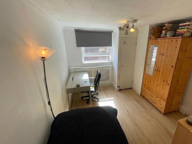 Room at Benham Close, Greater London