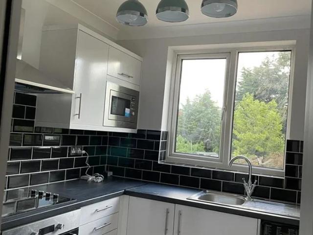 Room at Bensham Lane, Greater London