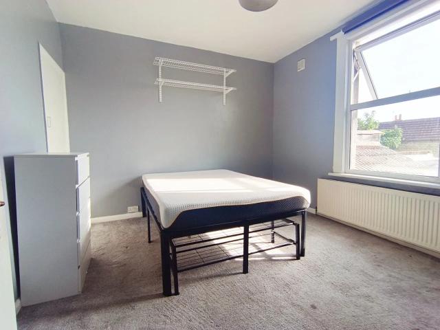 Room at Bensham Lane, Greater London