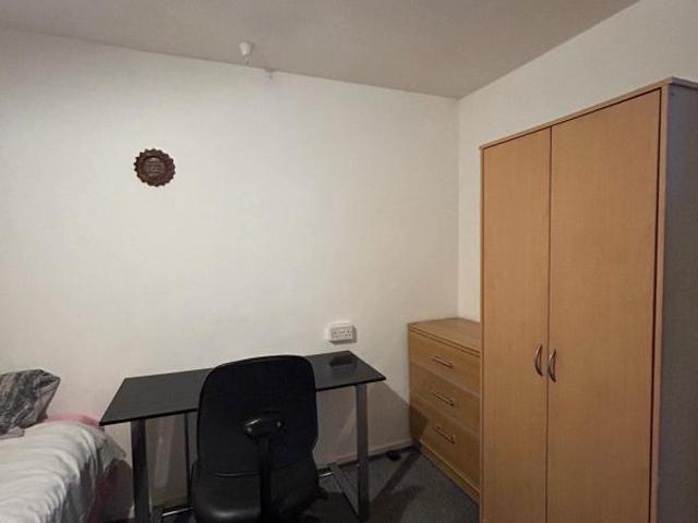 Room at Benwick Close, Greater London