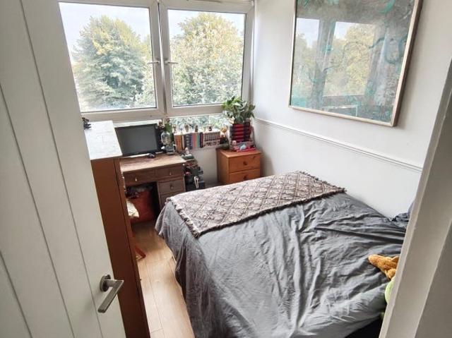 Room at Benwick Close, Greater London