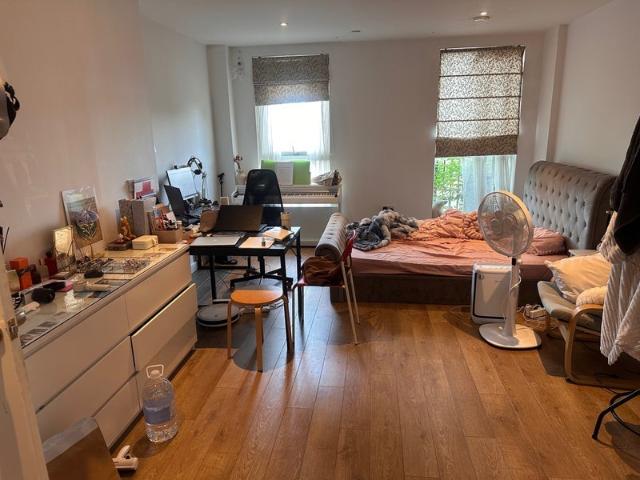Room at Bessemer Place, Greater London