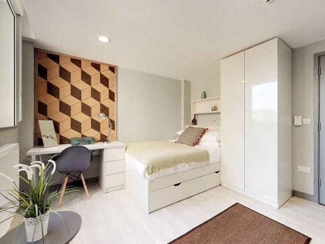 Room at Bernard Street, Southampton