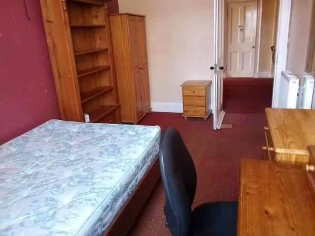 Room at Bernard Terrace, City of Edinburgh