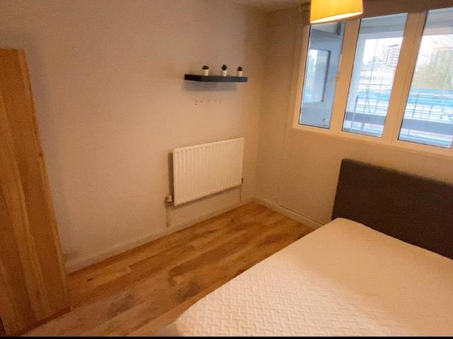Room at Bernhardt Crescent, City of Westminster