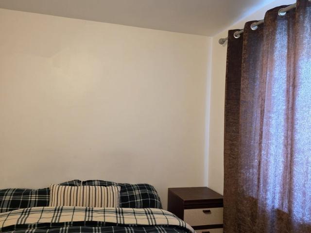 Room at Berkshire Road, Manchester