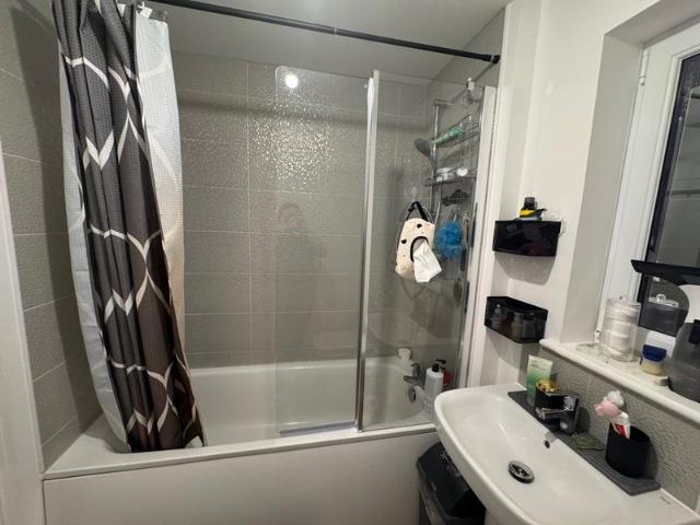 Room at Berry Way, City of Edinburgh