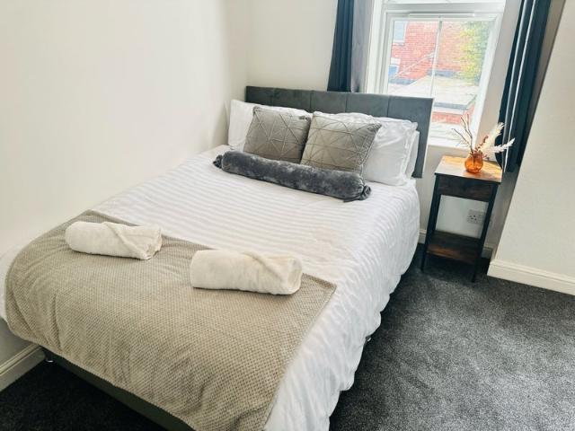 Room at Berridge Road West, Nottingham