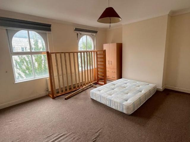 Room at Berriman Road, Greater London